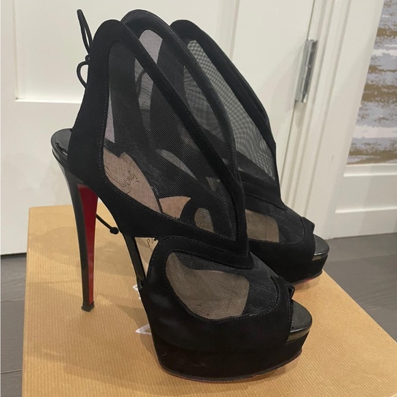 Christian Louboutin | Shoes | Authentic Christian Loubiton Size 385 ...